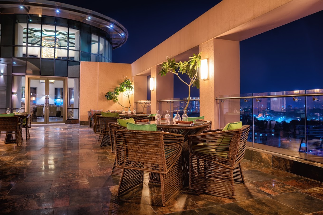 10 Best Cafes In Gomti Nagar, Lucknow