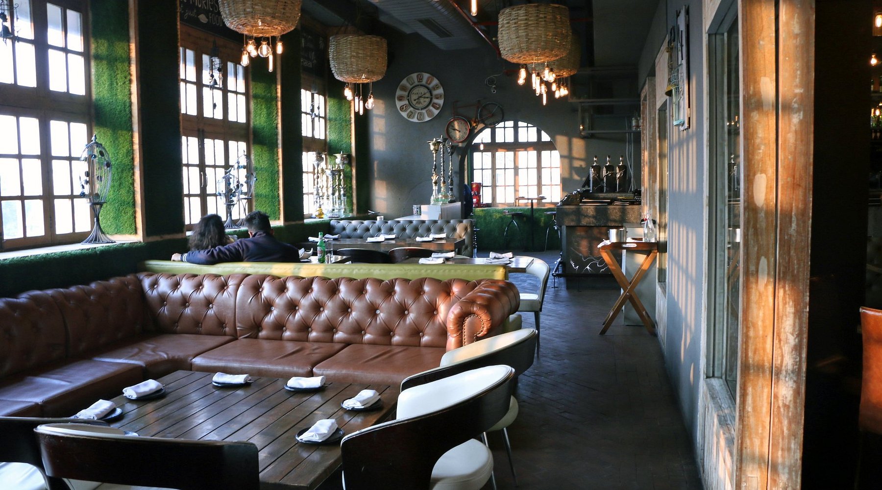 Cafes To Co Work In Delhi With Free Wifi & Nice Ambiance